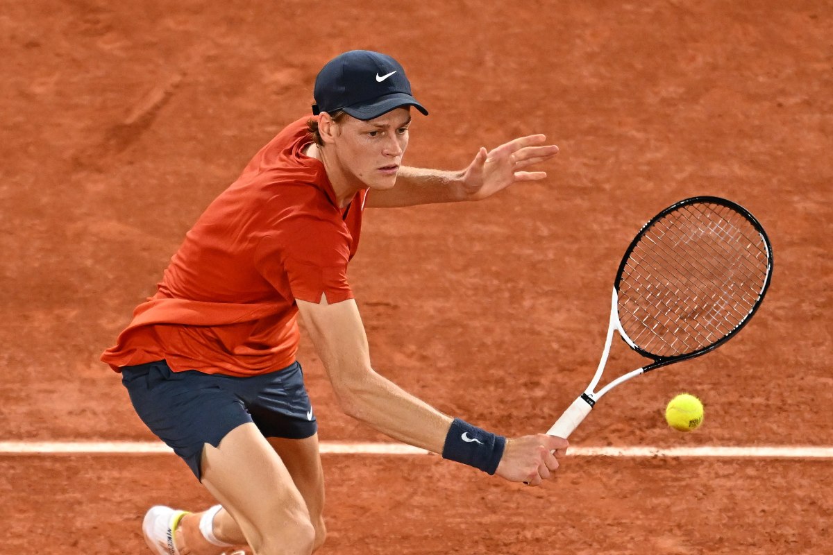 Roland Garros, ottima la seconda per Jannik Sinner: avanti in scioltezza!