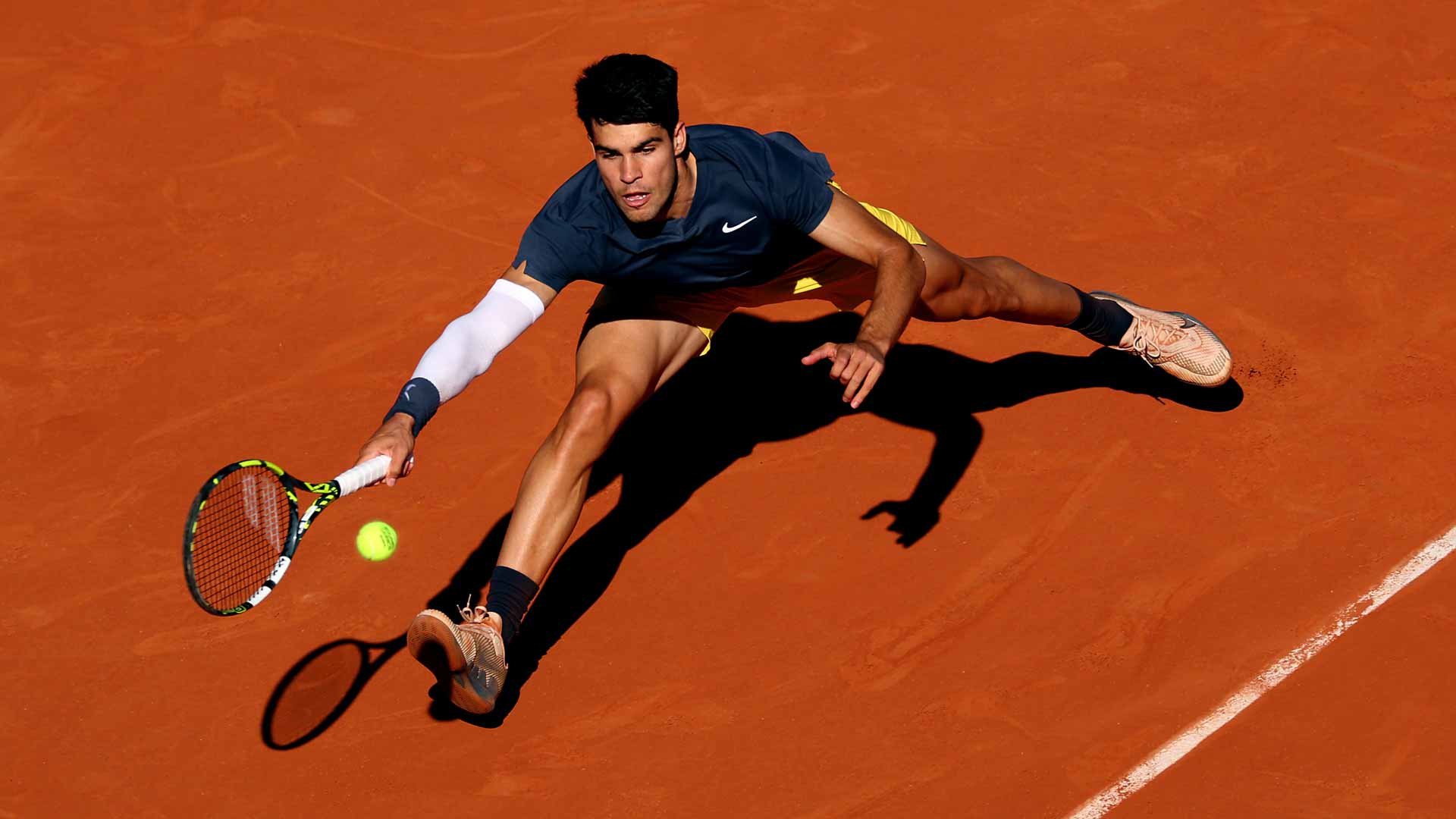 Alcaraz-Nike, pronto il nuovo contratto faraonico: incasserà più di ...