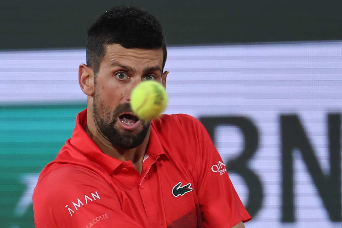 Djokovic con le lacrime agli occhi: pazzesco vederlo così - Tennis Fever Djokovic con le lacrime agli occhi: pazzesco vederlo così - Tennis Fever